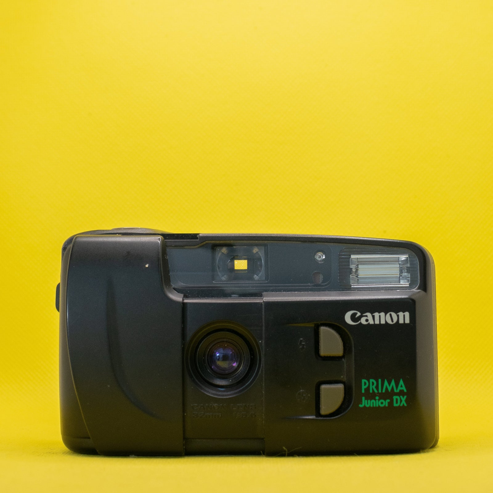 Canon Prima Junior DX: Compacta Point-and-Shoot de los 90 – Camera Market